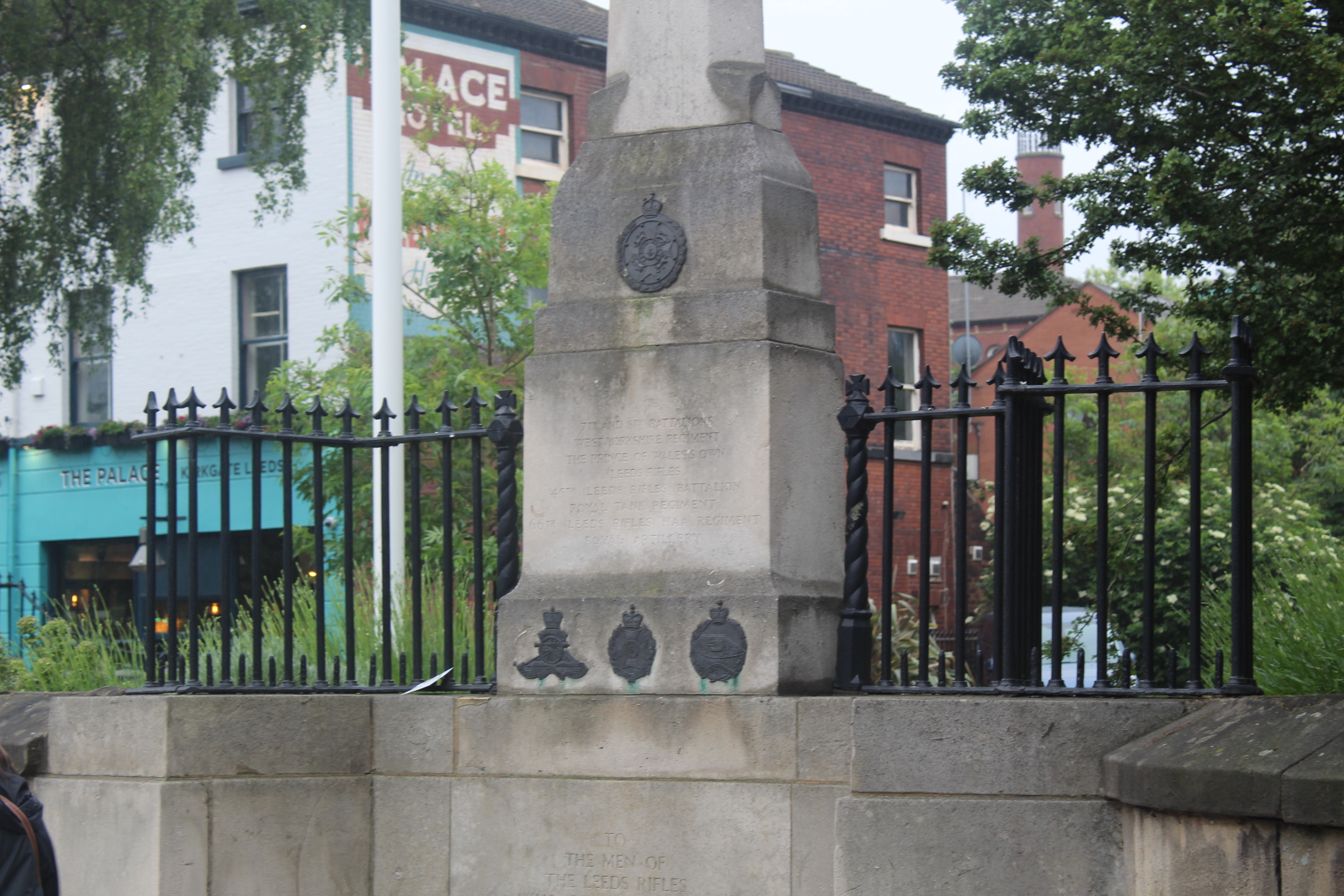 Leeds Rifles - War Memorials Online